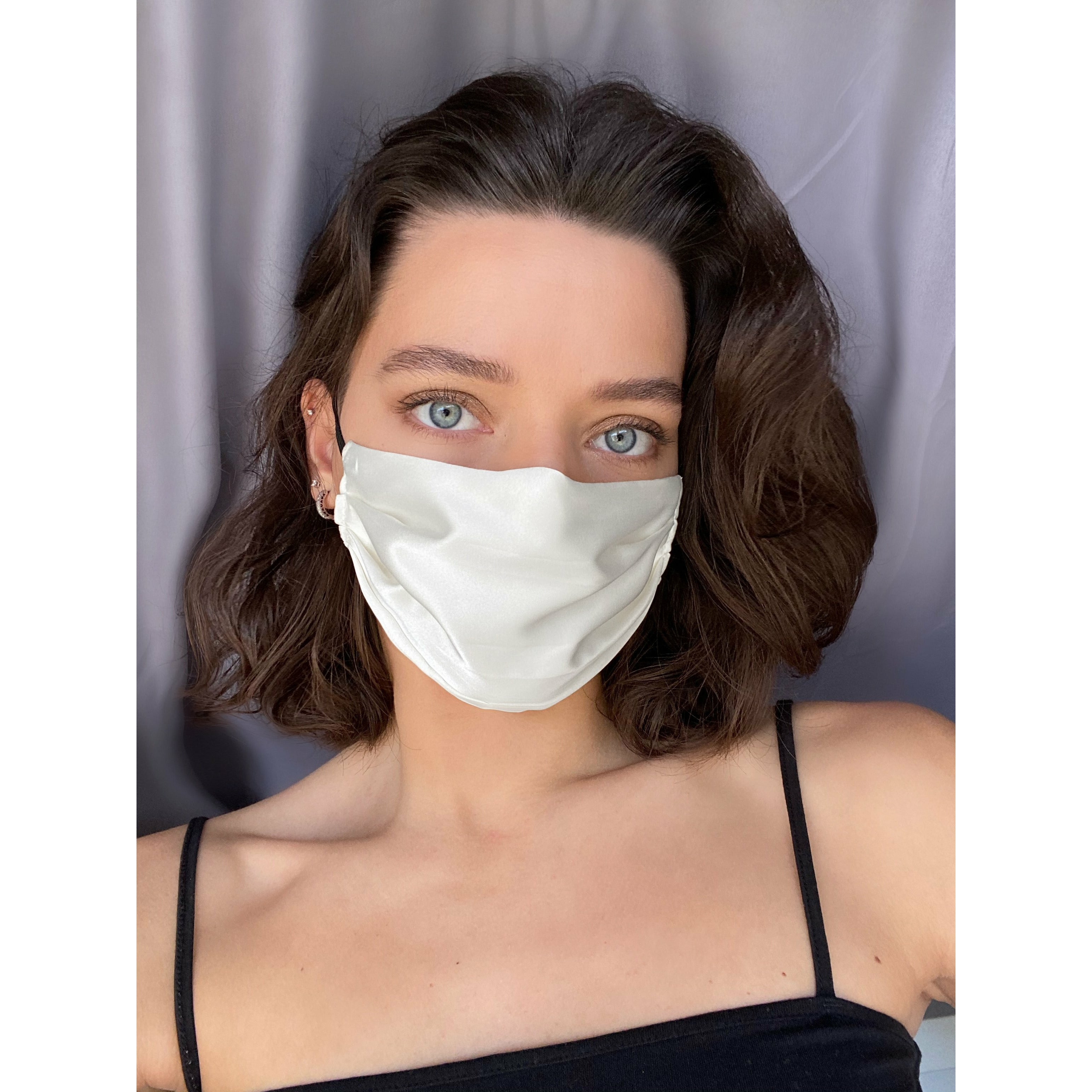 Ivory Silk Satin Face Mask – G O L D E N H O U R
